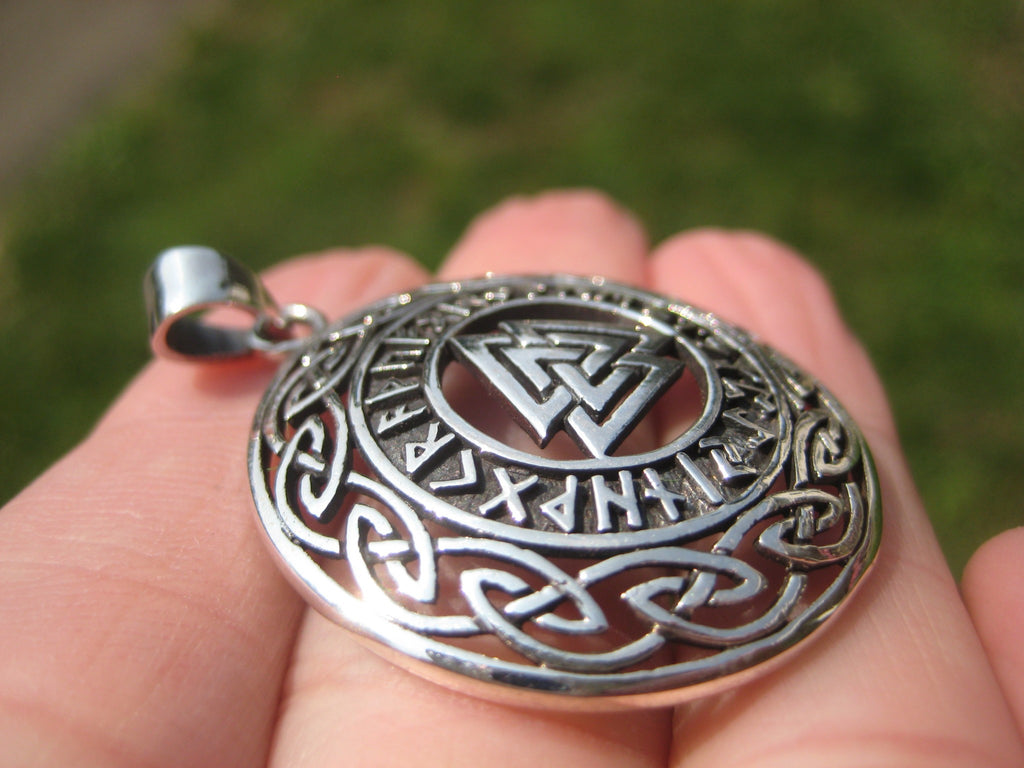 925 Silver Valknut Triquetra Triangle Norse Viking Germanic Runes Pend ...
